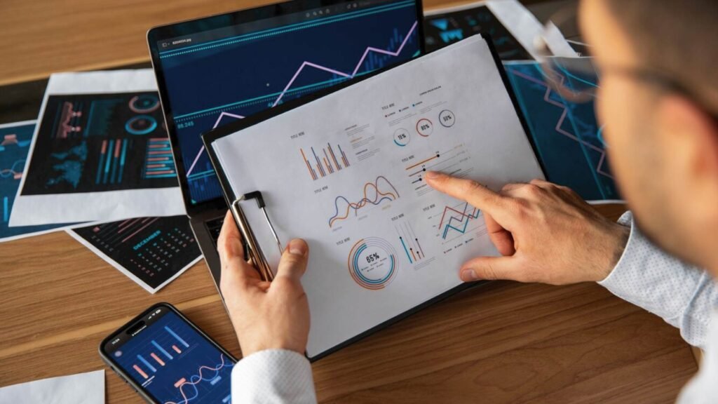 5 Types of Consumer Data to Strengthen Marketing Strategies - MarTech Cube